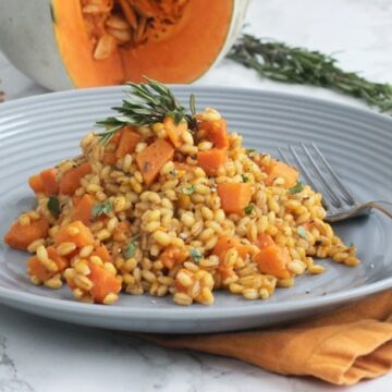 One-Pot Barley Risotto with Pumpkin - The Petite Cook™