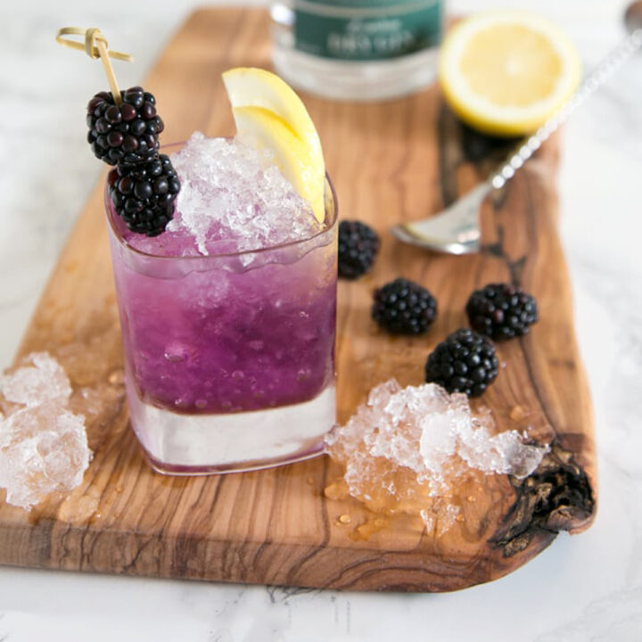 Bramble Cocktail - The Petite Cook™